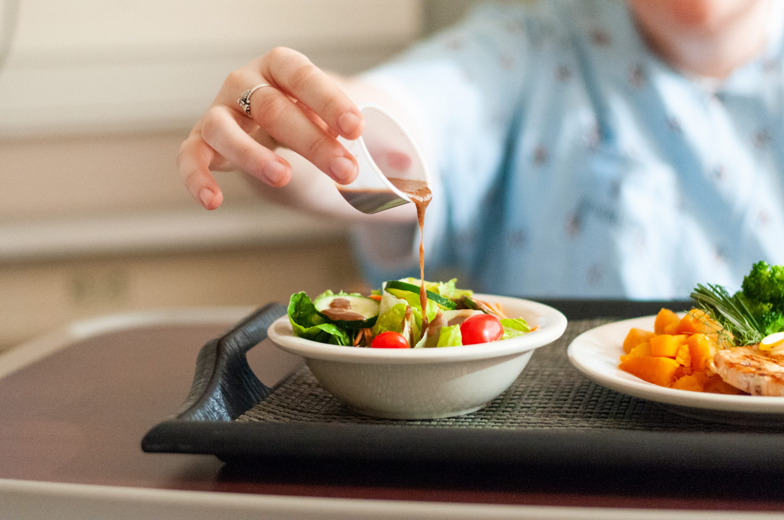 Hospital Dietary: 3 Reasons You Should Outsource in a Pandemic - Unidine